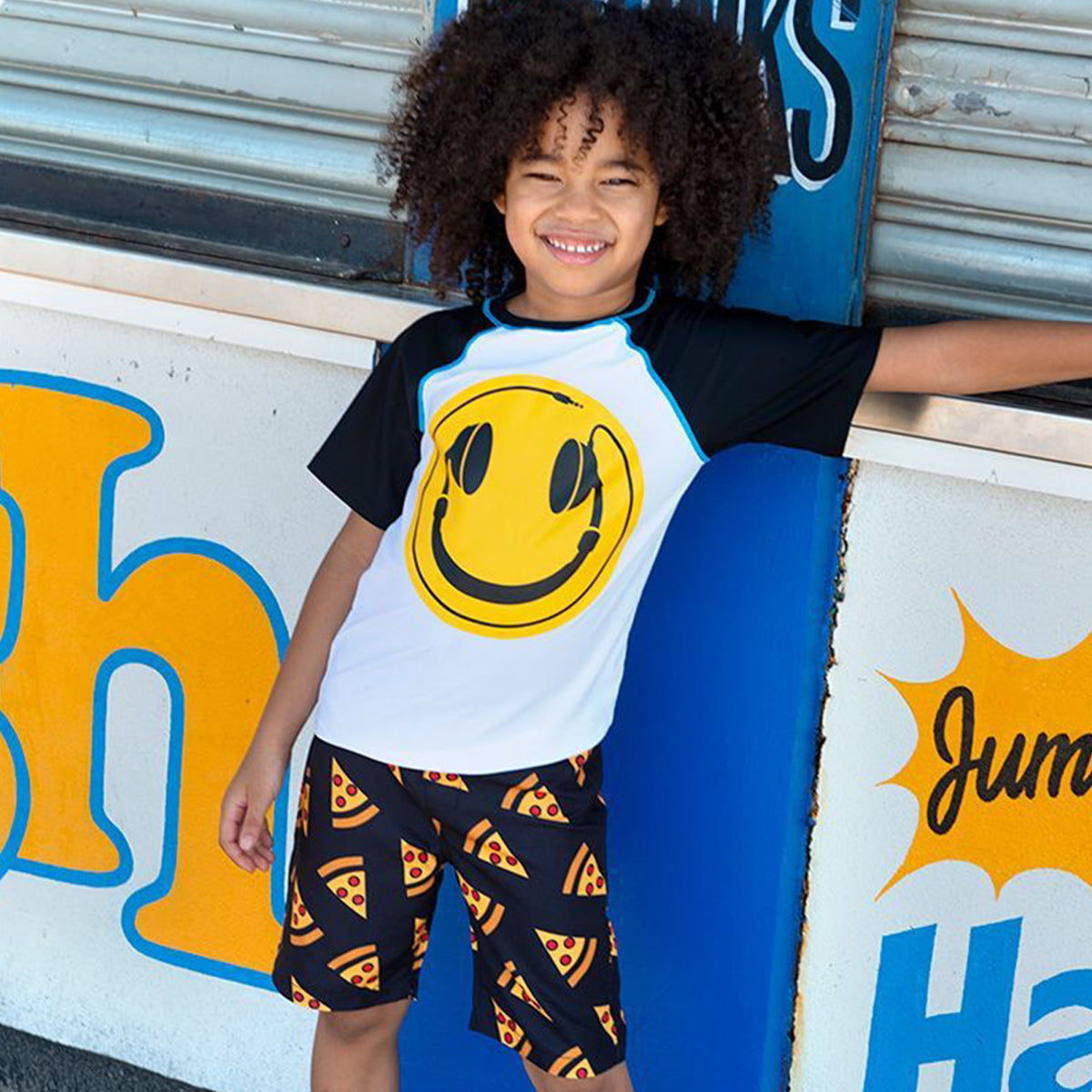 Headphone Smiley Rashguard | Denny's